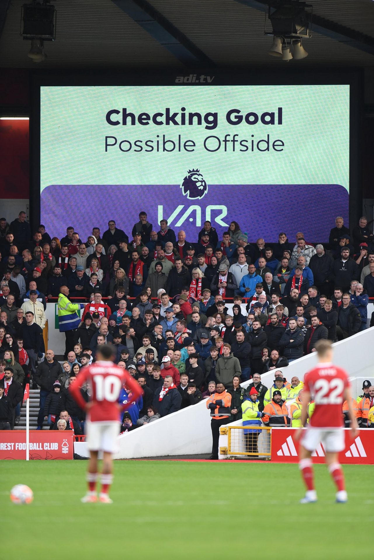 La Premier League dice sí al VAR | Offsider